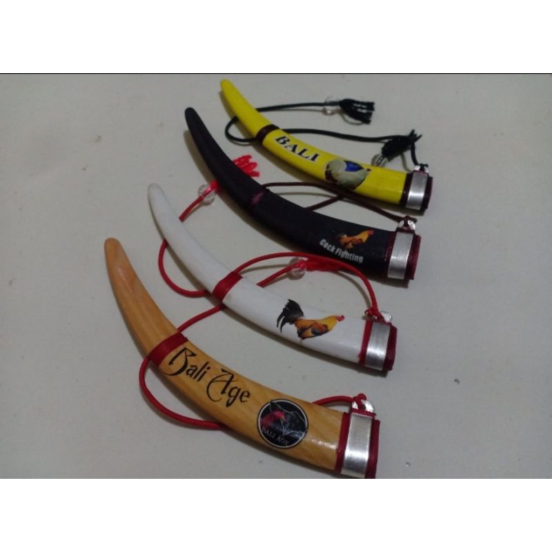 Guantes Espolones Personalizados Para Pollos Quejantes , Seguridad ...