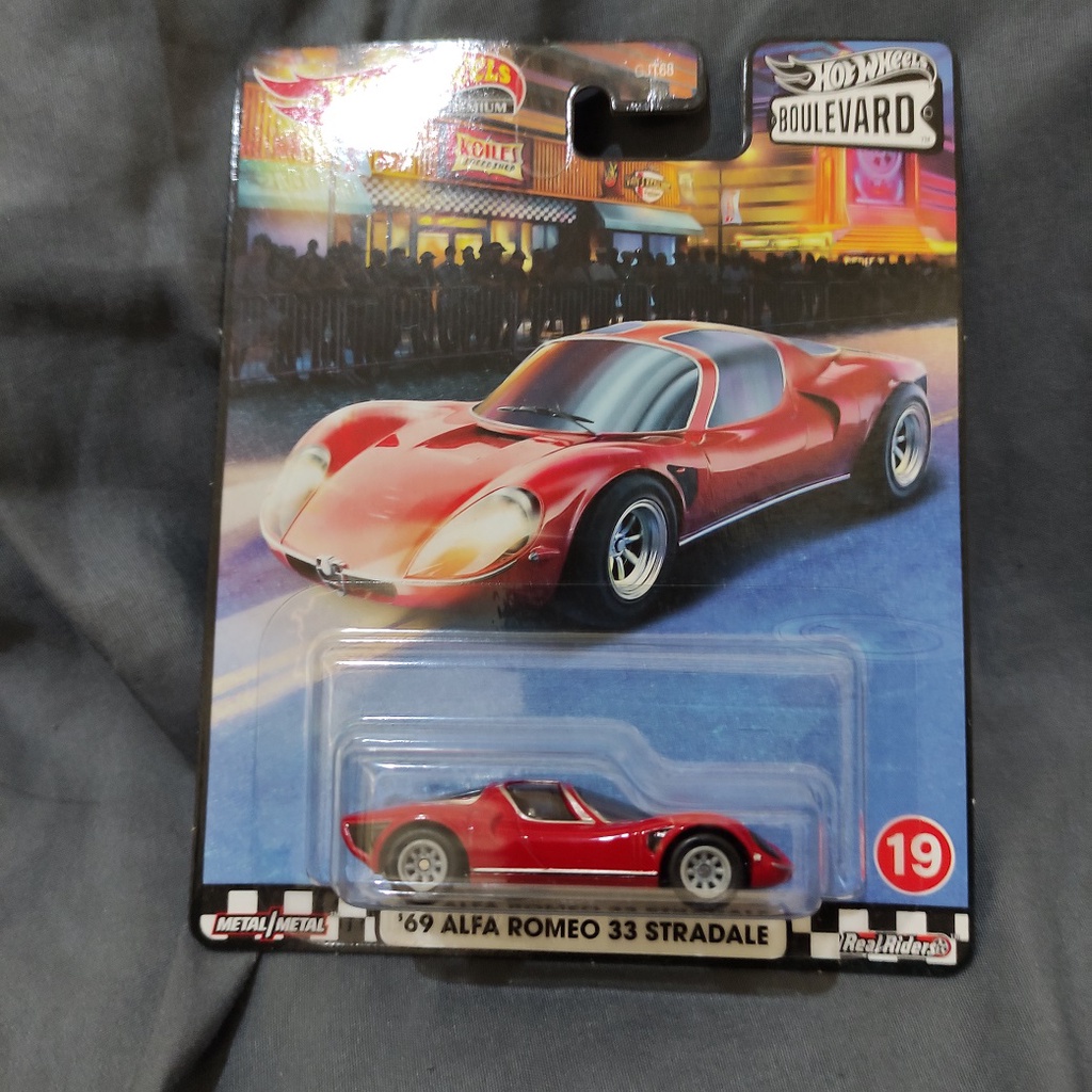 Hot Wheels HW Diecast Boulevard Mix D 69 Alfa Romeo 33 Stradale ...