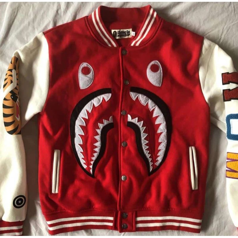 A Bathing Ape Womens Shark Varsity Rojo Blanco Chamarra 100 % Algodón ...