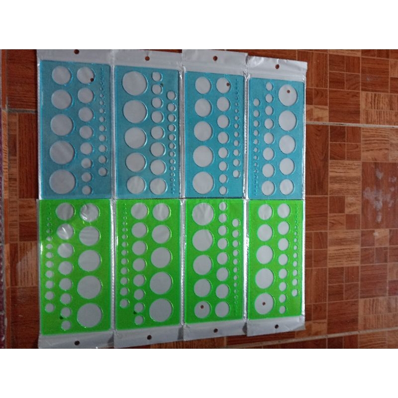 Regla Redonda Impresa Mall 20cm De Largo | Shopee México