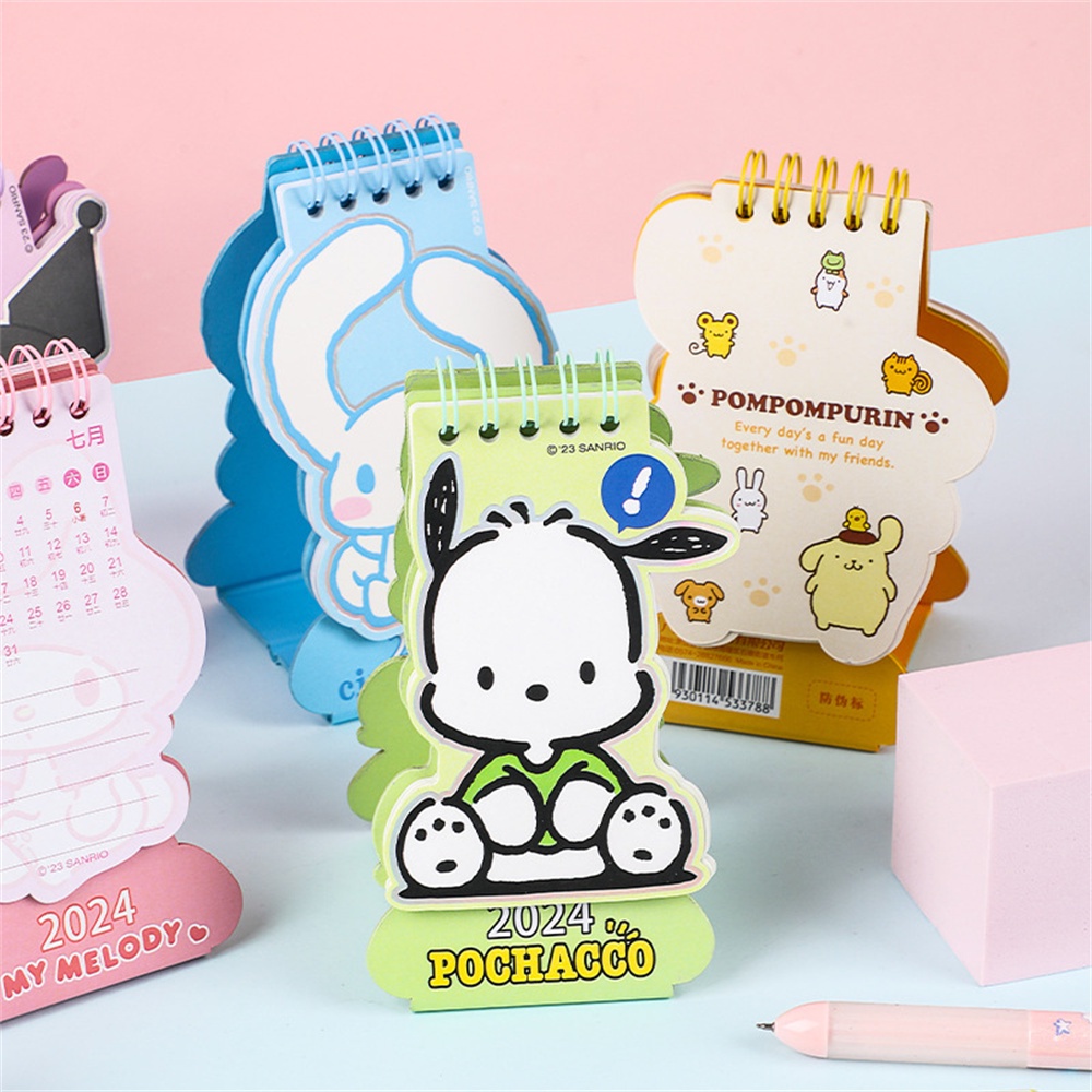 2024 Sanrio Alien Calendario De Escritorio Divertido Abatible De ...