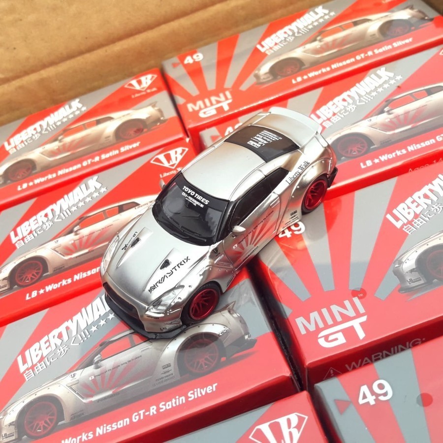 Mini GT LIBERTY WALK NISSAN-R R35 Ala Trasera De Plata Satinada-SKYLINE ...